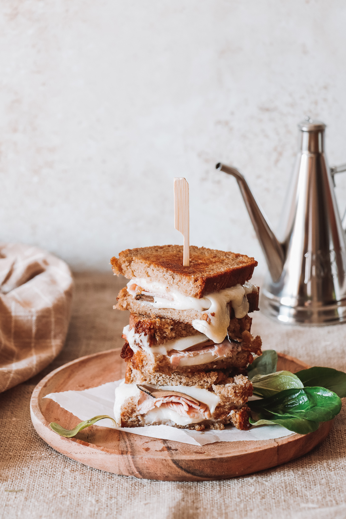 Scamorza, ham and summer truffle sandwich